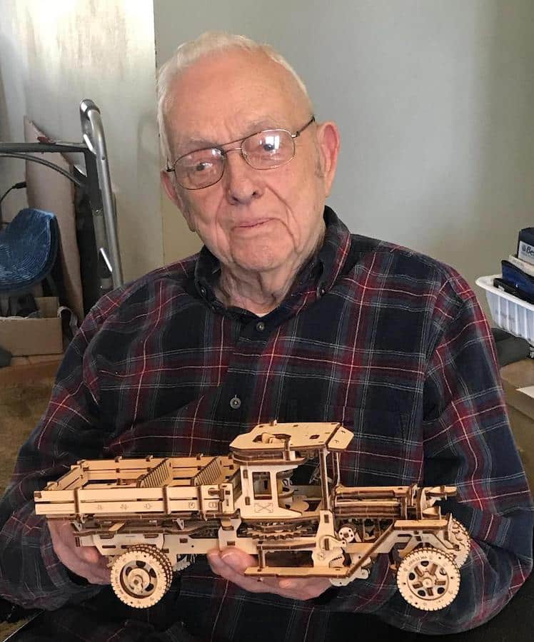 Vernon A. W. Huebner | Obituary - Republic-Times | News